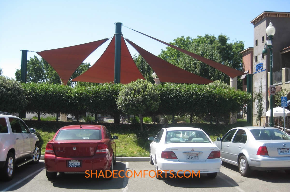 Shade Sail Structure Cools California Courtyard